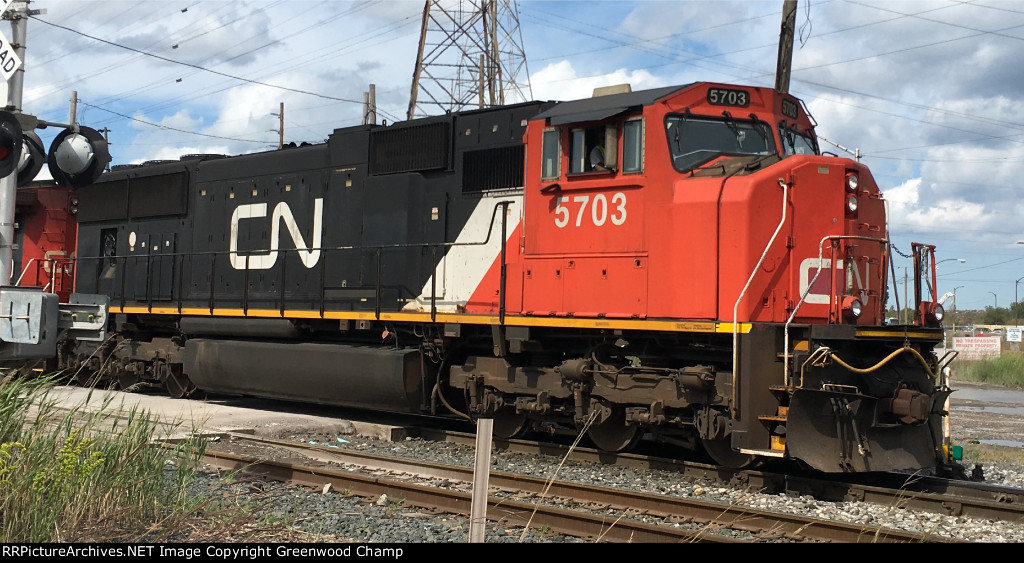 CN 5703